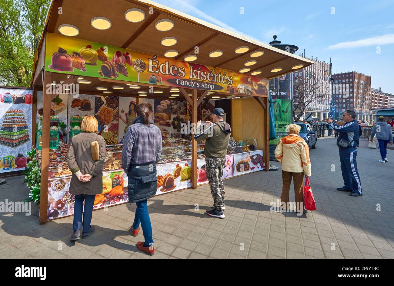 At the city street market, Budapest Stock Photo - Alamy