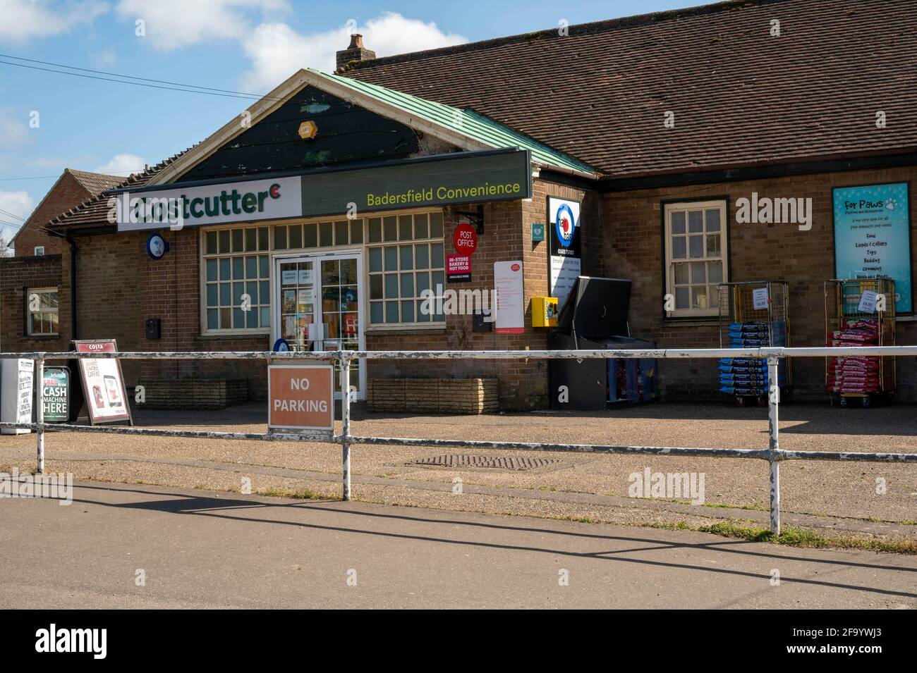 Baderfield Norfolk ex RAF Coltishall Naafi now a costcutter Stock Photo ...