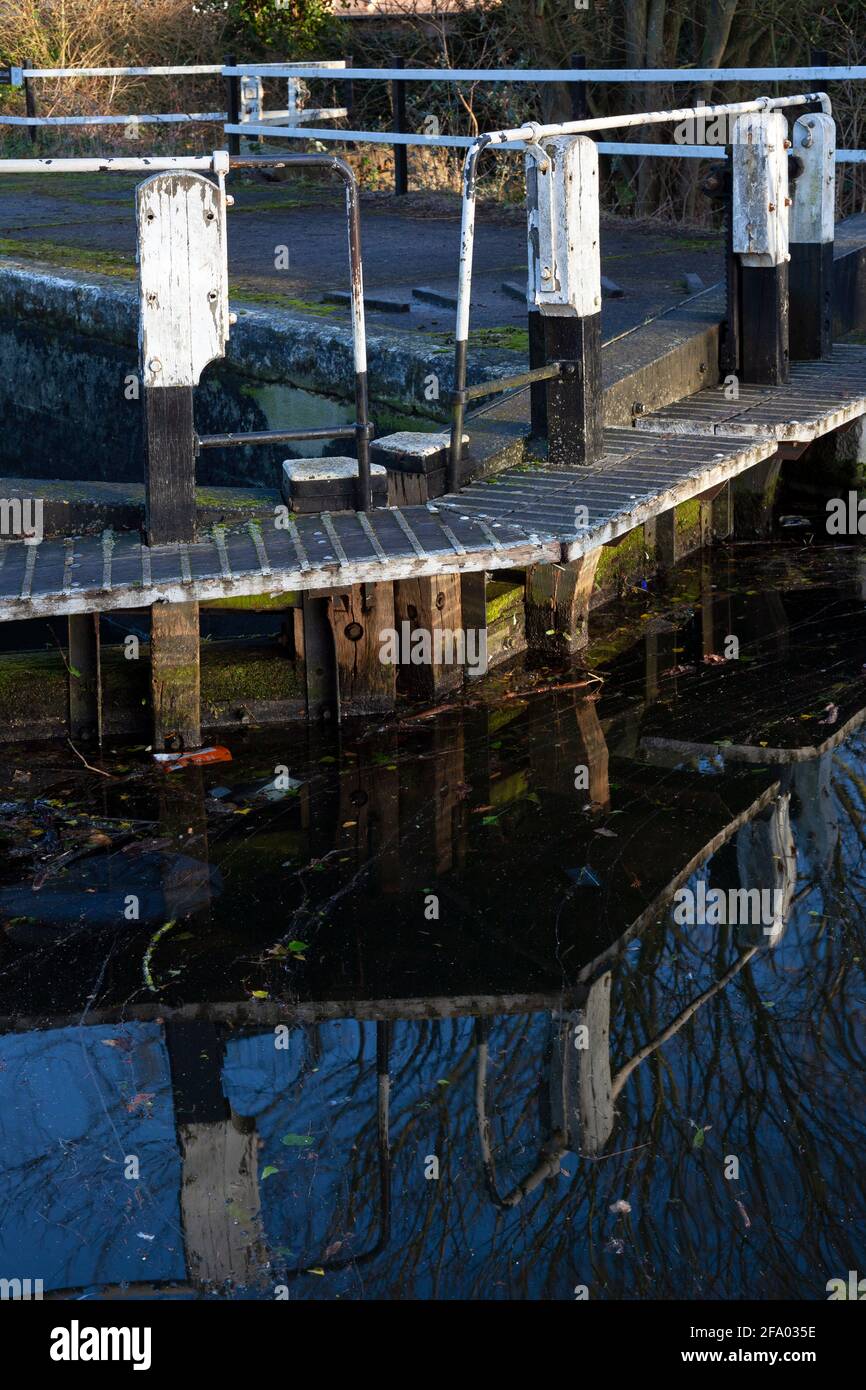 UK, England, London, Hanwell, Lock Number 91 with detail of Lock Gates ...