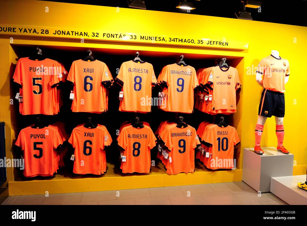 Iniesta 2009 hi-res stock photography and images - Alamy