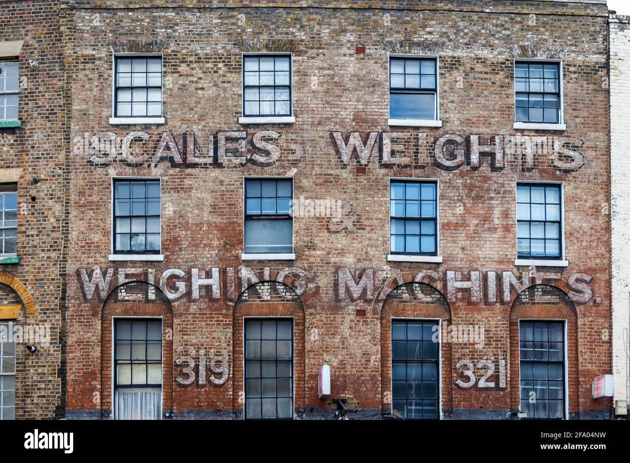 Ghost sign uk hi-res stock photography and images - Alamy