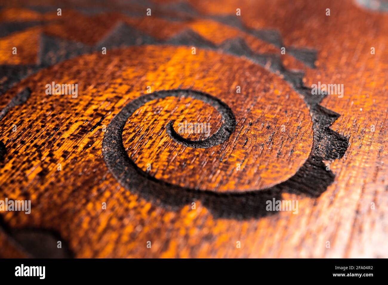 Wood inlay pattern triangle hi-res stock photography and images - Alamy