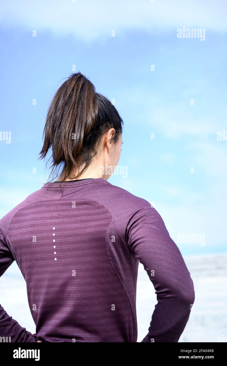 Rear view legs fit muscular hi-res stock photography and images - Alamy