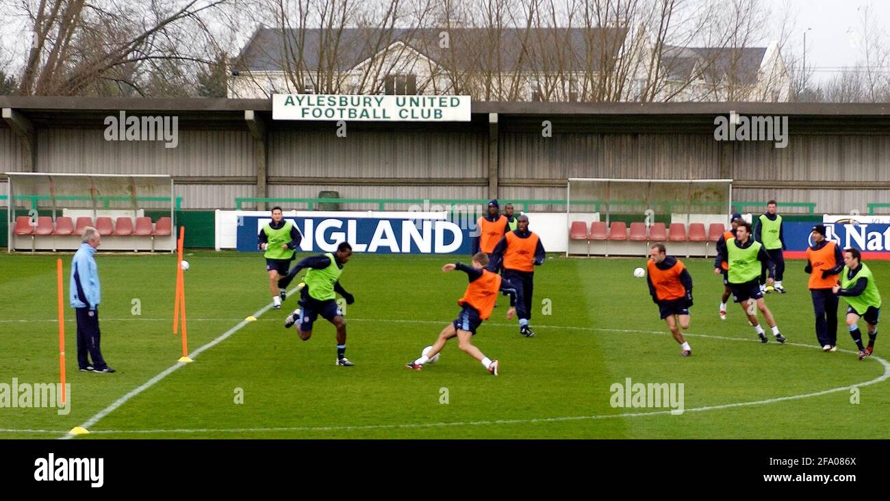 Aylesbury fc hi-res stock photography and images - Alamy