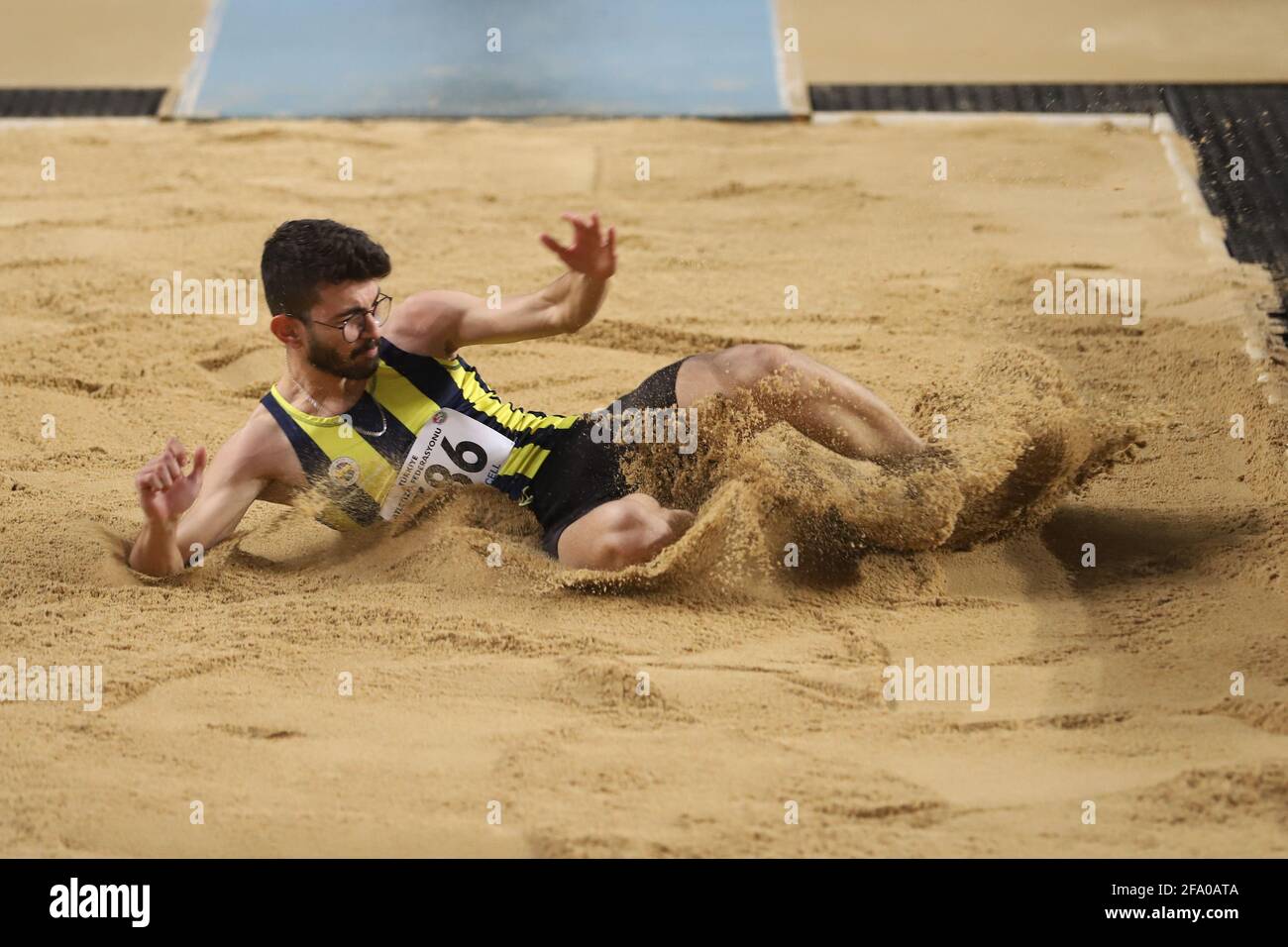 Male long jump competition hi-res stock photography and images - Alamy