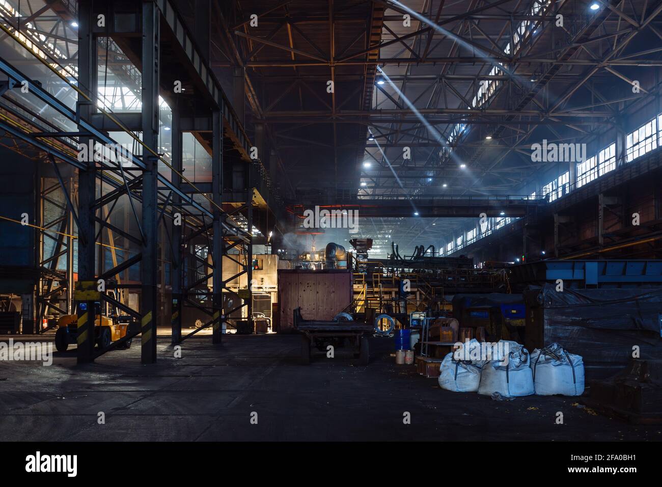 Iron casting at the foundry at metallurgical factory Stock Photo - Alamy