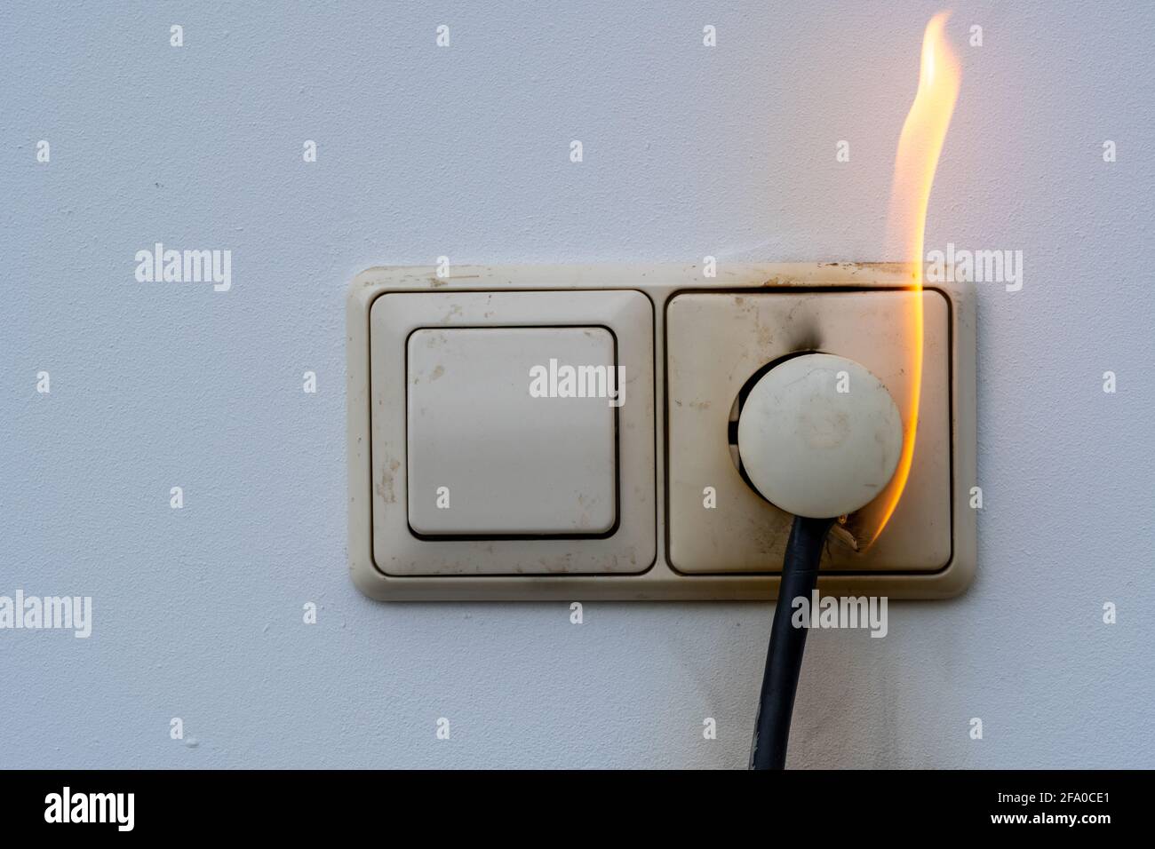 Burnt electrical plug hi-res stock photography and images - Alamy
