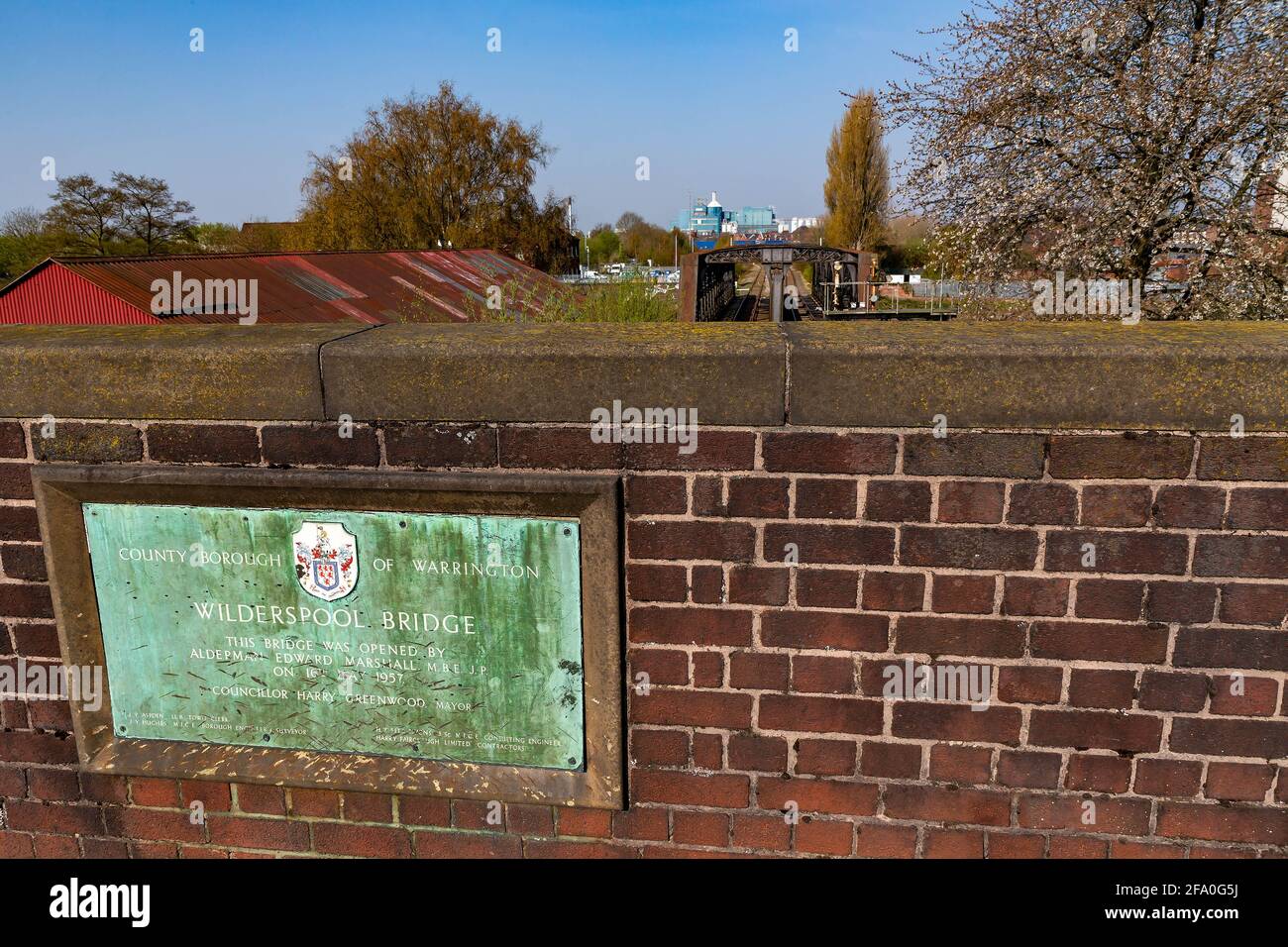 English bridge information plaque hi-res stock photography and images ...