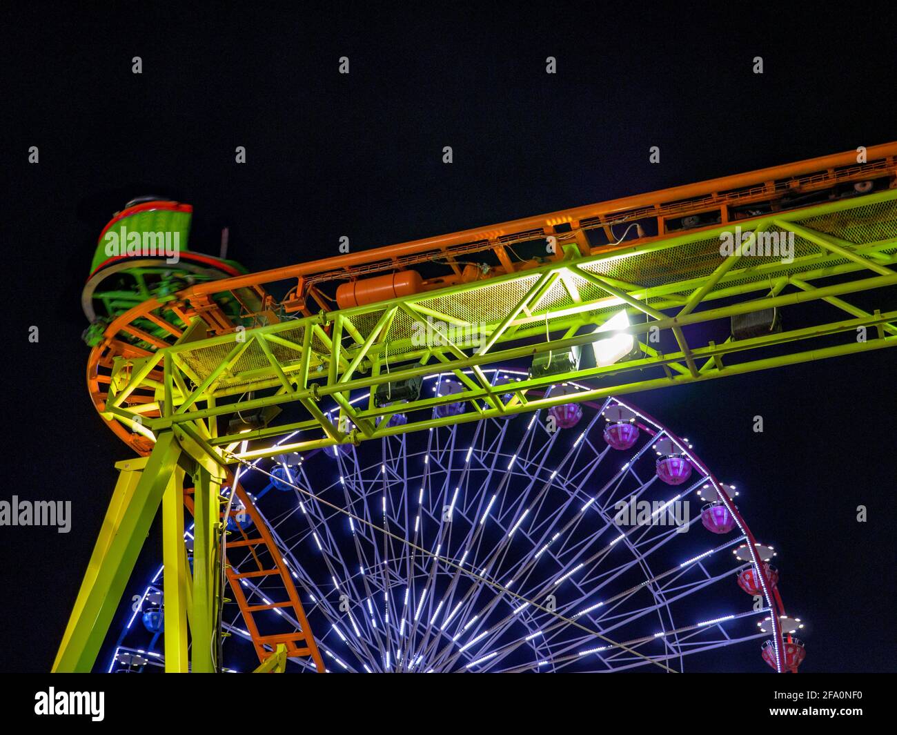 Amusement park ferris wheel roller coaster hi-res stock photography and ...