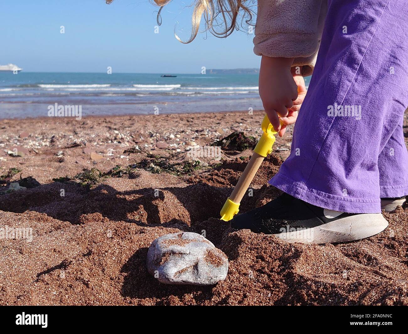 Busy digging hi-res stock photography and images - Alamy