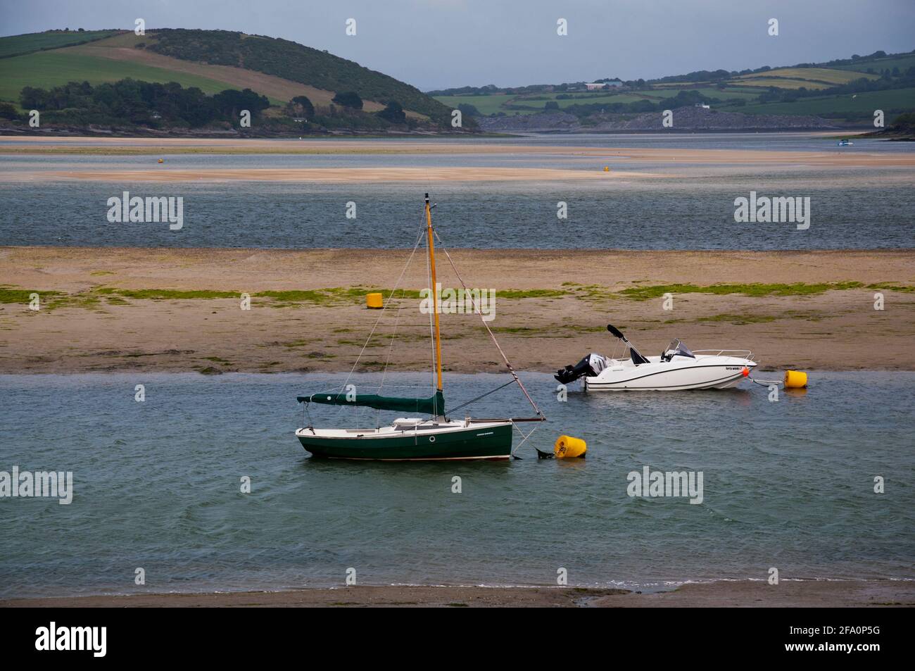Camel Estuary, Padstow, England. Lined with golden sandy beaches Stock ...