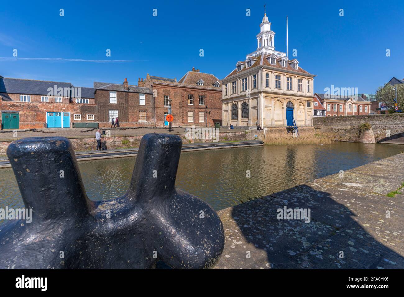 View of the Customs House, Purfleet Quay, Kings Lynn, Norfolk, England ...