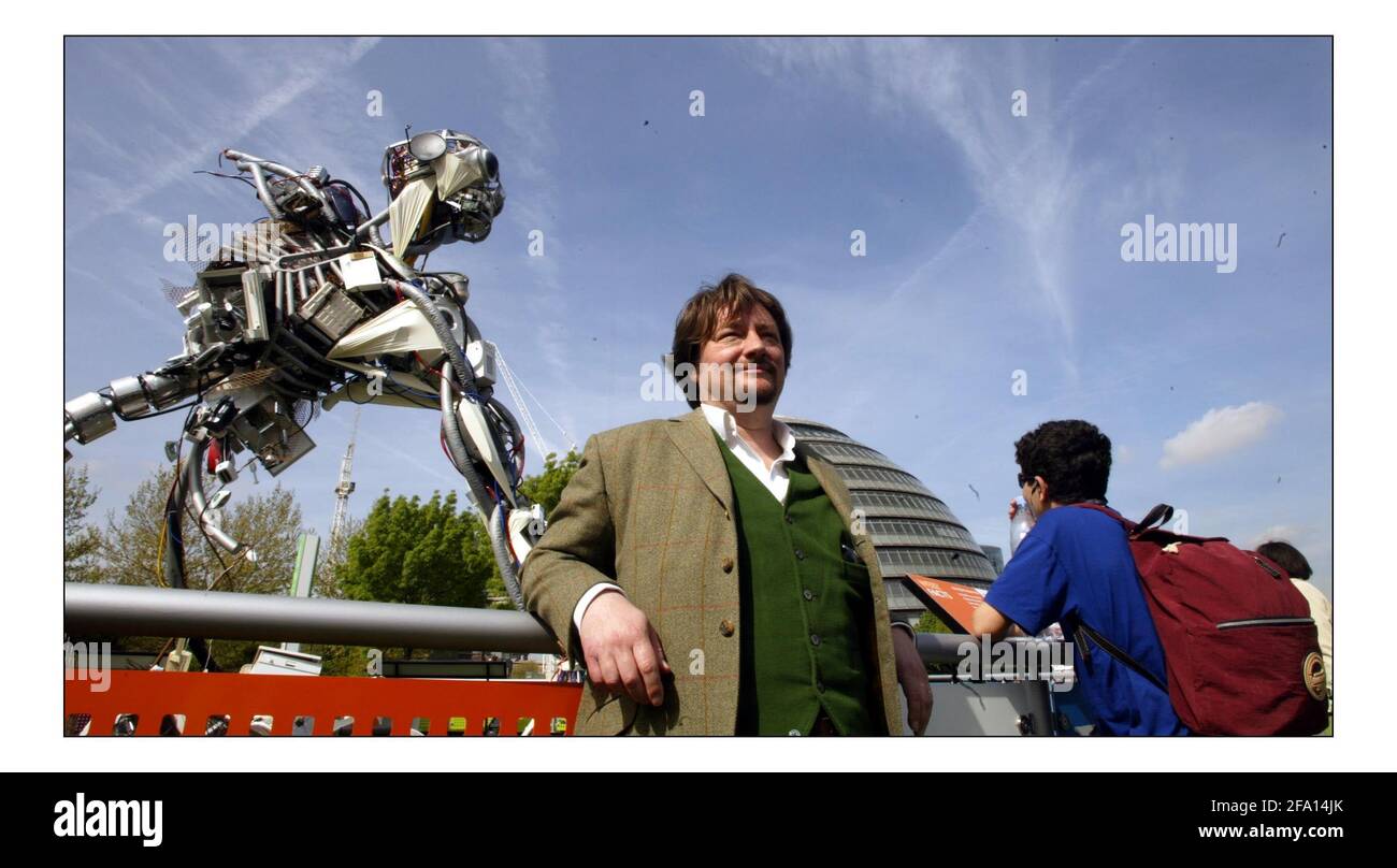 Weee man sculpture eden project Cut Out Stock Images & Pictures - Alamy