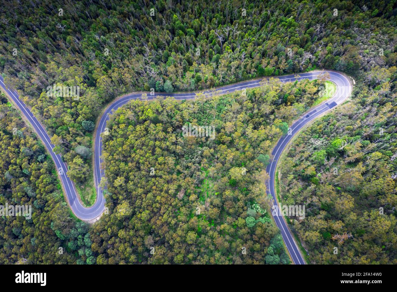 Winding country road from above hi-res stock photography and images - Alamy