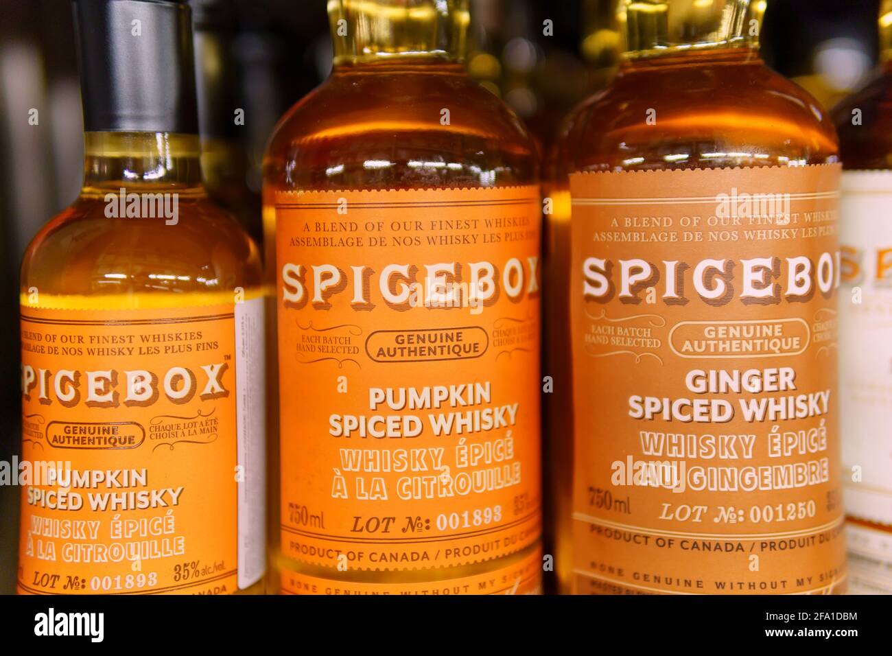 Canadian special old whisky hi-res stock photography and images - Alamy