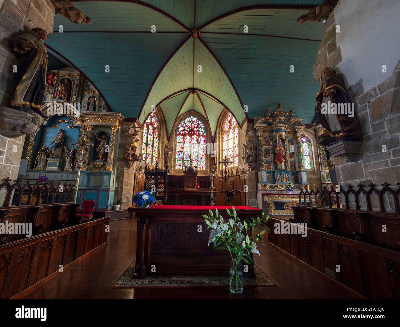 Interior view of the choir of Saint-Miliau church. 29400 Guimiliau ...