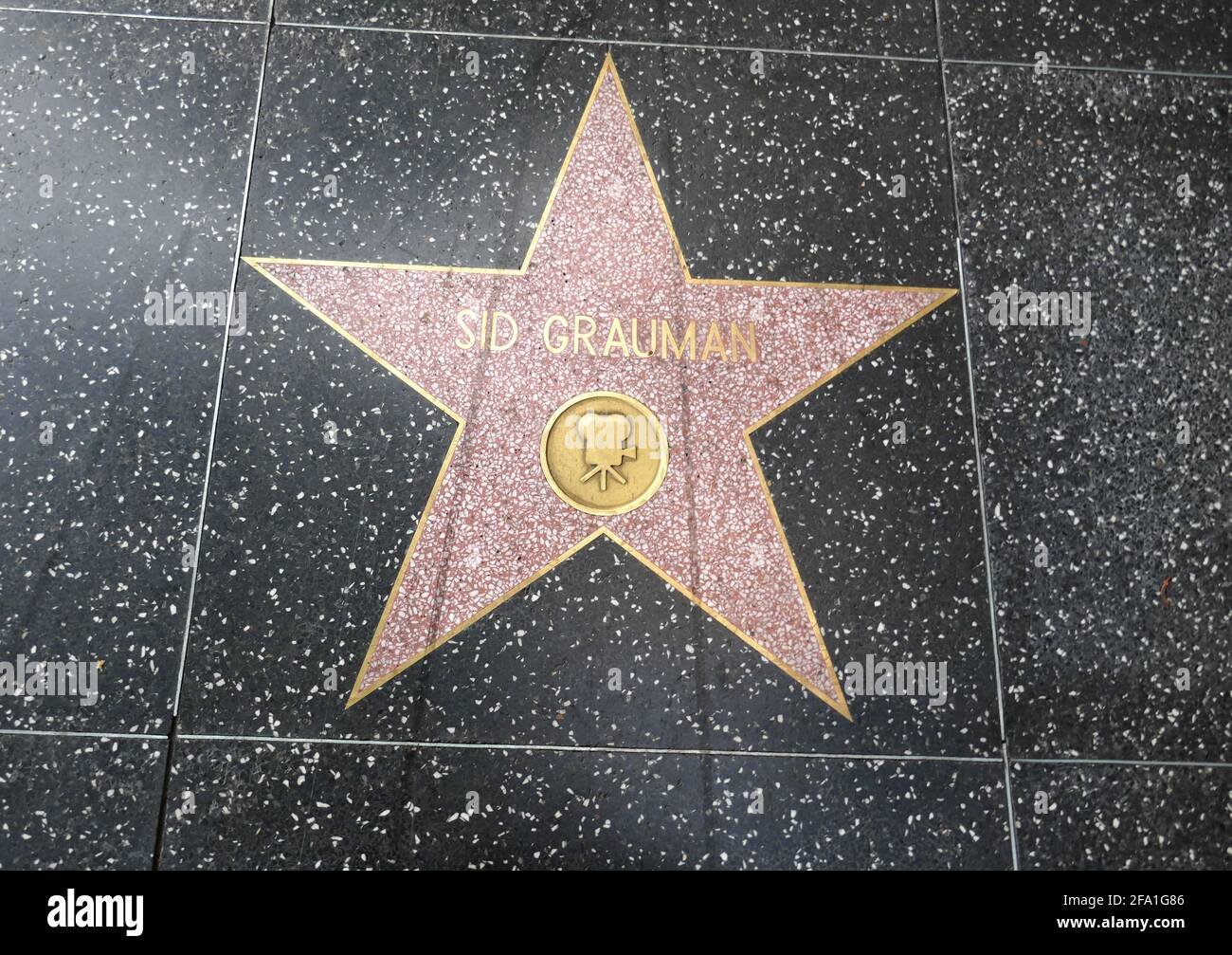 Sid grauman hi-res stock photography and images - Alamy