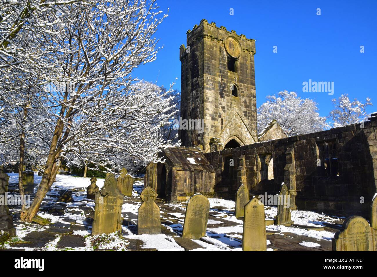 Heptonstall church hi-res stock photography and images - Alamy