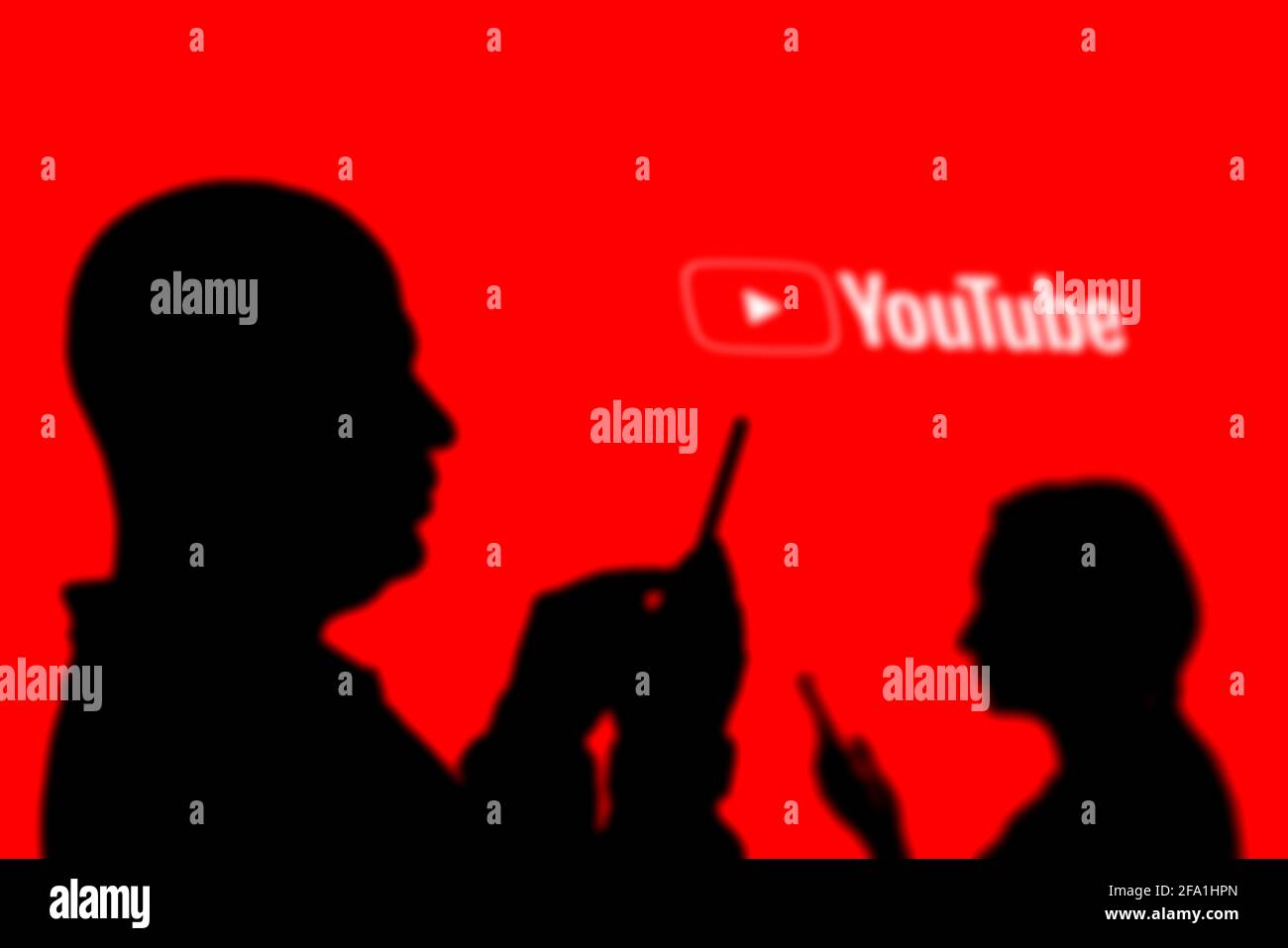 Youtube premium logo hi-res stock photography and images - Alamy