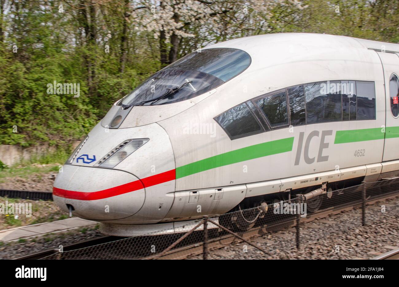 Ice zug hi-res stock photography and images - Alamy