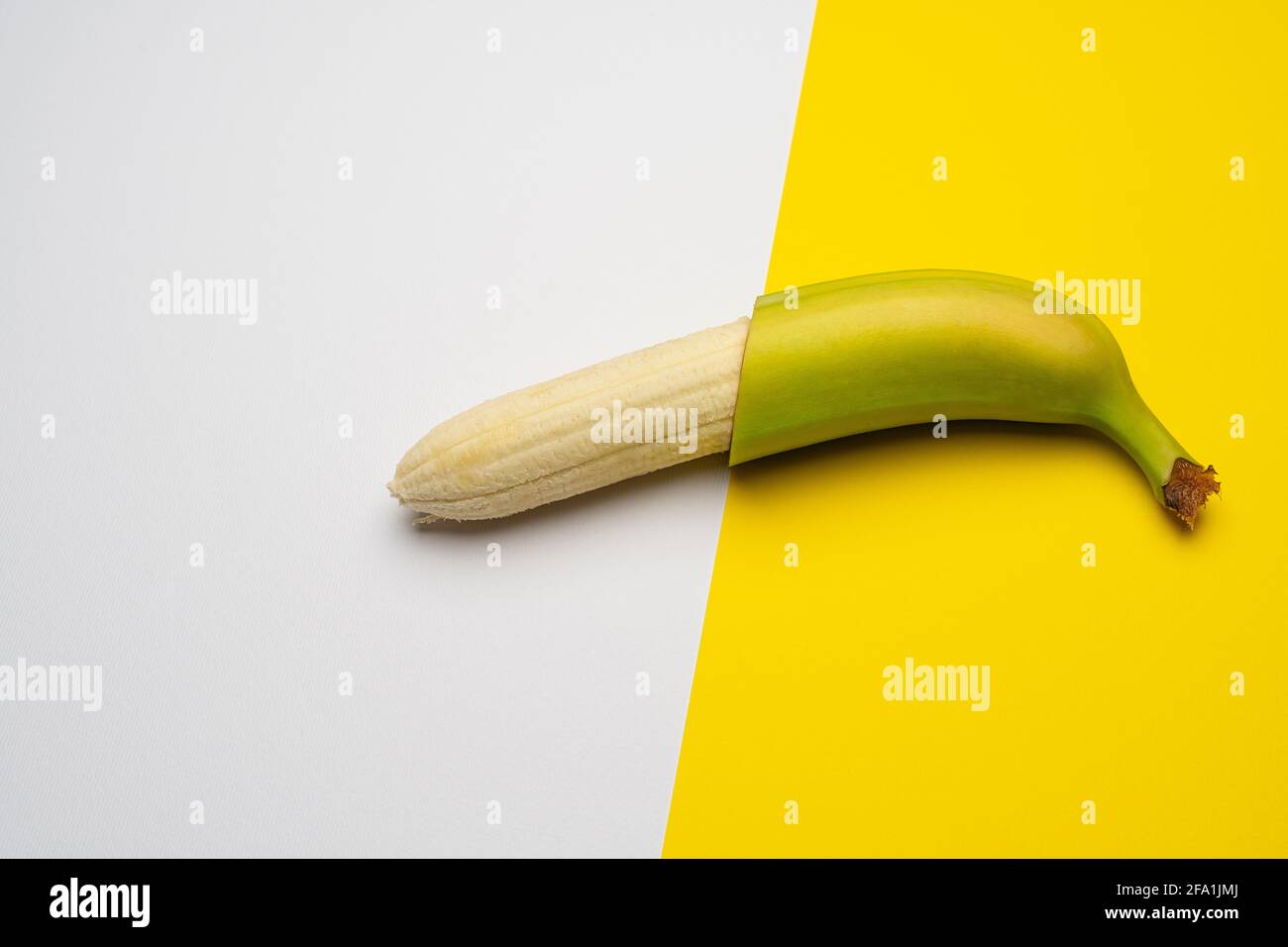 Half a banana hi-res stock photography and images - Alamy