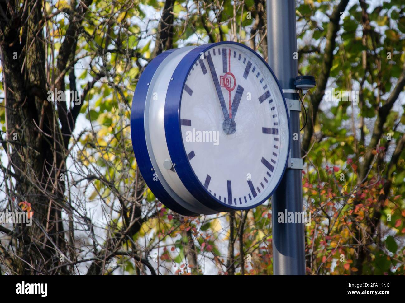 Bahnhofs station hi-res stock photography and images - Alamy