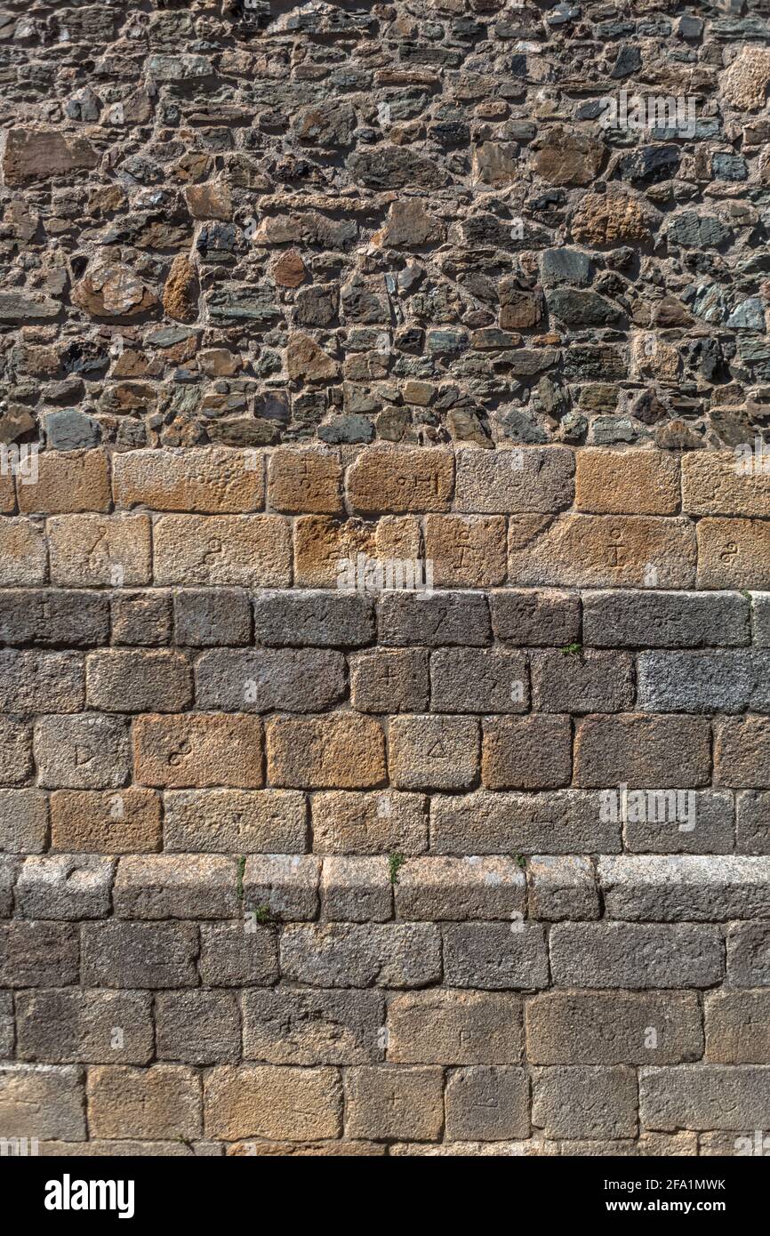 Medieval paired masonry hi-res stock photography and images - Alamy