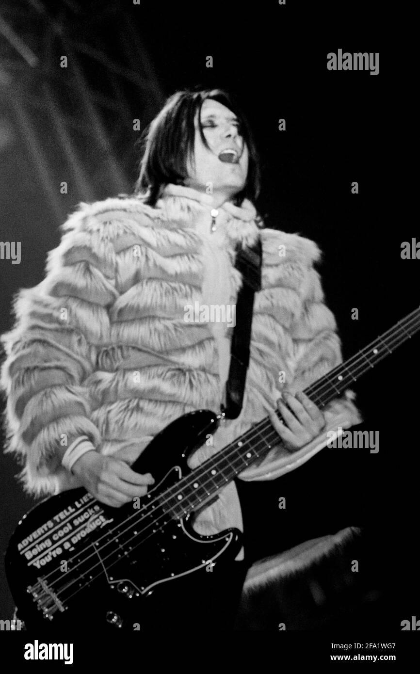 Manics concert nicky wire Black and White Stock Photos & Images - Alamy