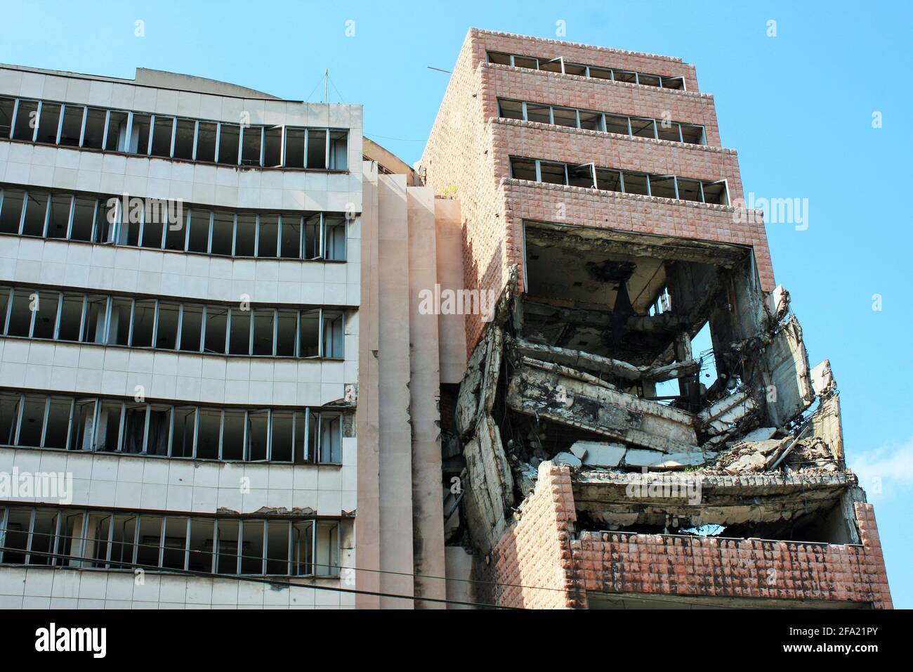 Nato bombing of belgrade - 1999 y Stock Photo - Alamy