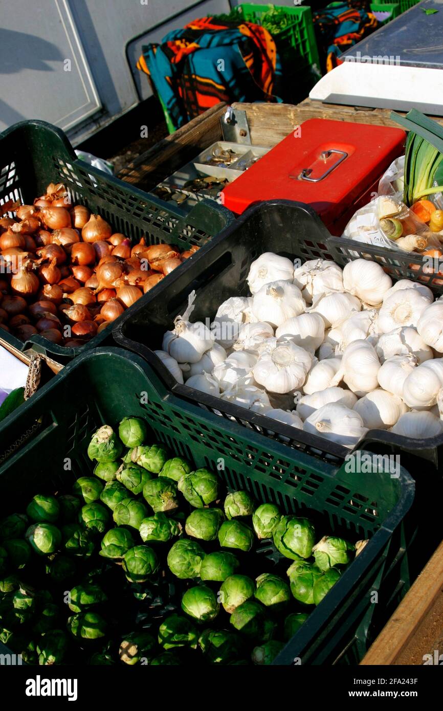 Austria vegetable market hi-res stock photography and images - Alamy
