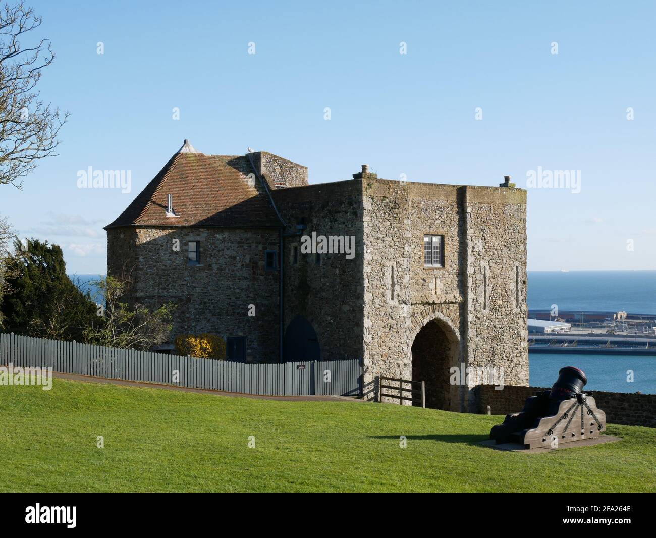 Underground hospital dover hi-res stock photography and images - Alamy
