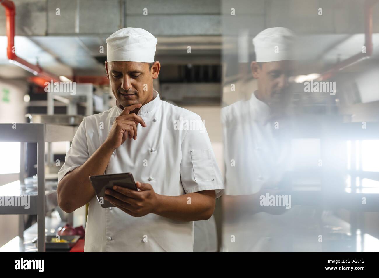 Professional chefs hi-res stock photography and images - Alamy
