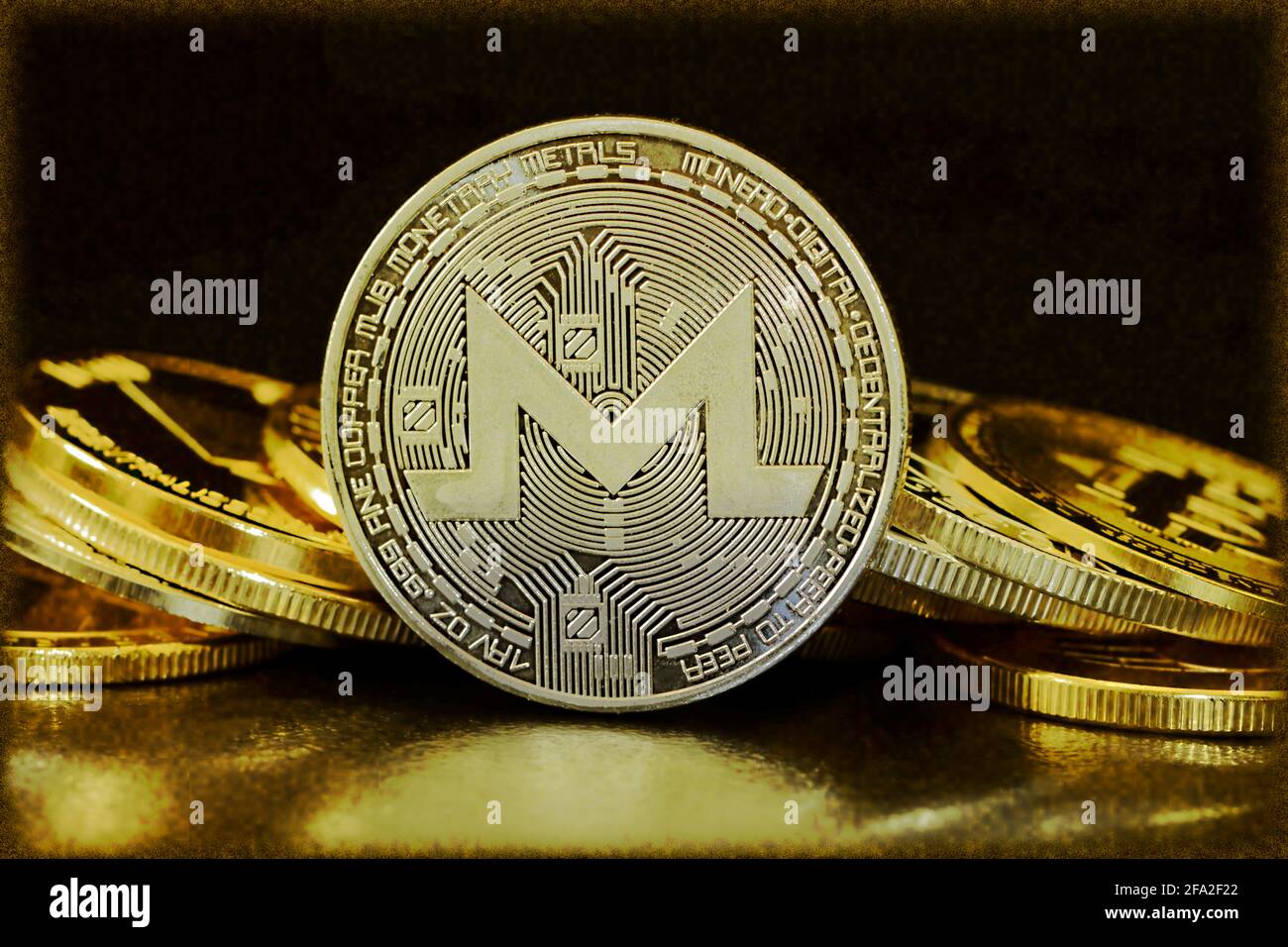 Monero transaction hi-res stock photography and images - Alamy