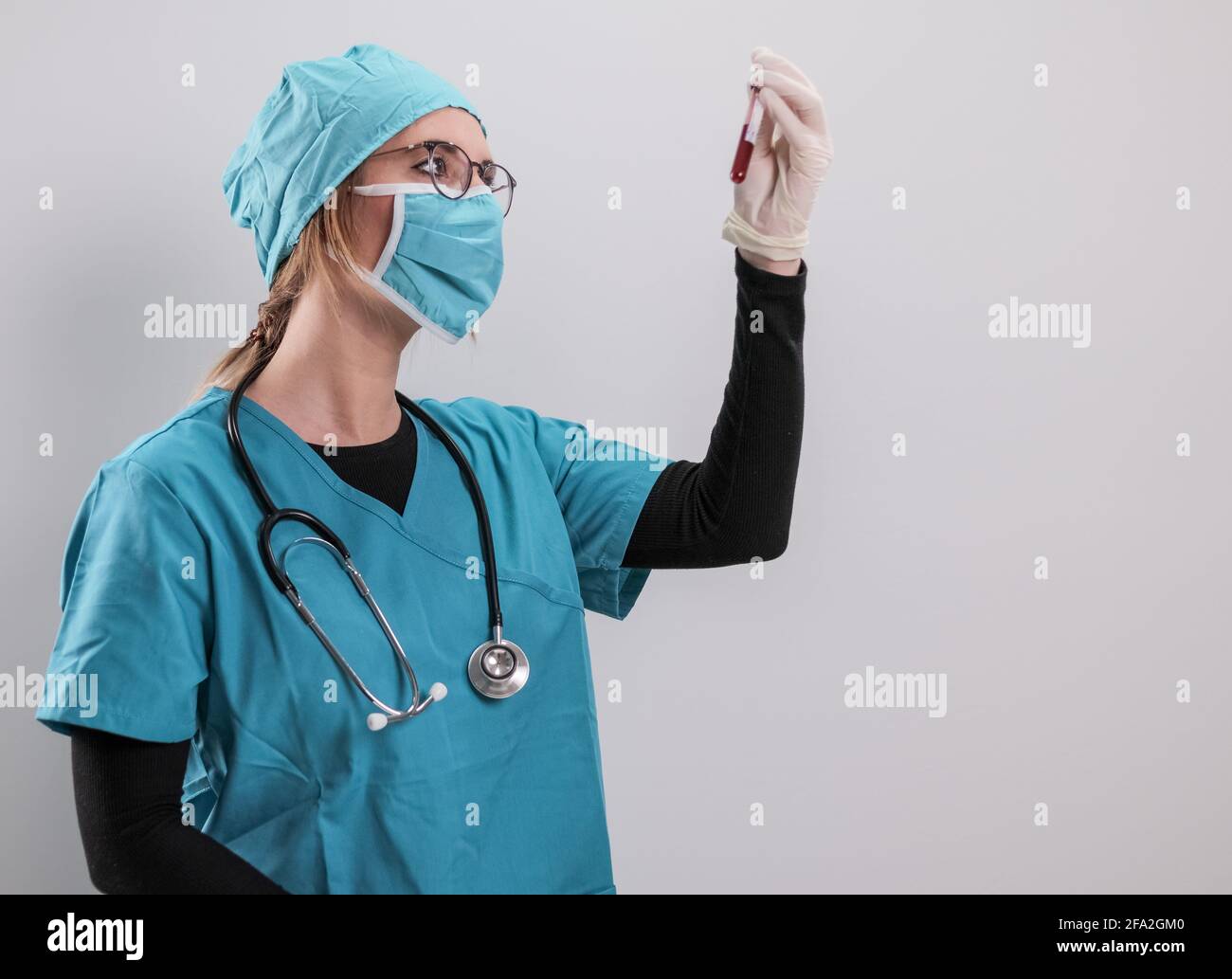Doctor holding coronovirus blood hi-res stock photography and images ...