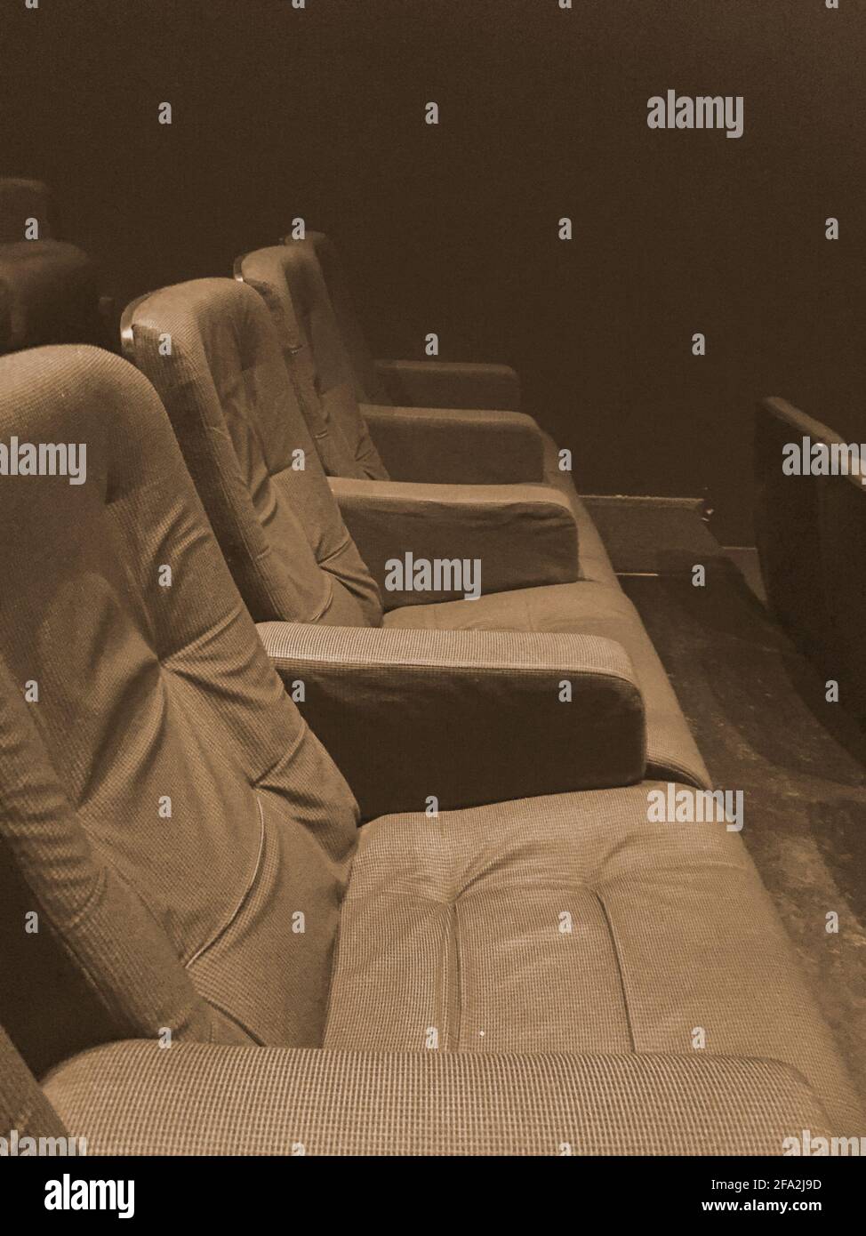 Cinema auditorium screen seats hi-res stock photography and images - Alamy