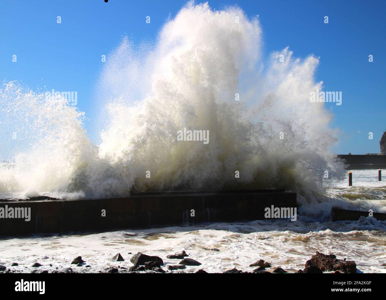 A huge wave in Madeira, Ponta do Sol Stock Photo - Alamy