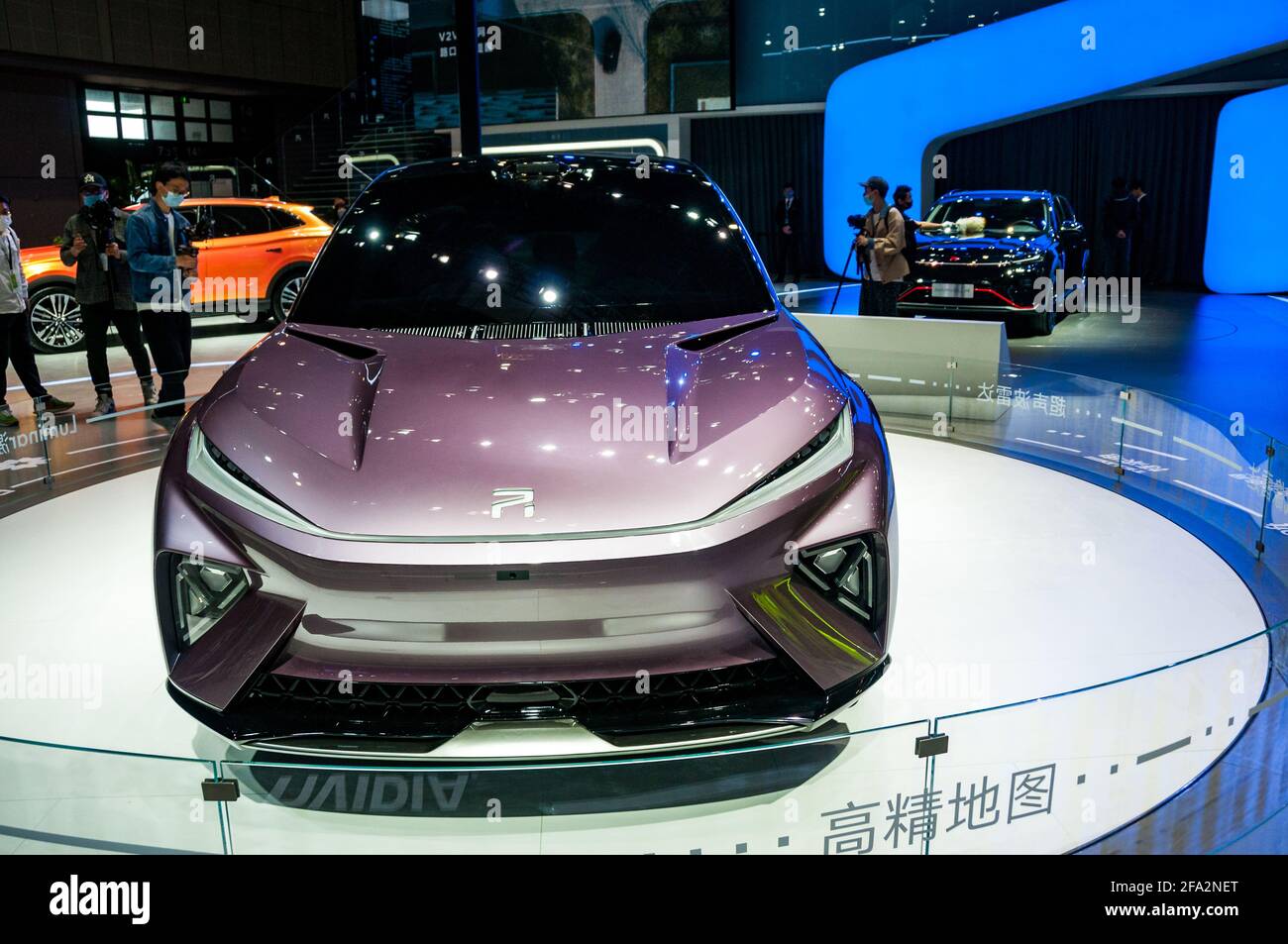 The R ES33 concept an electric SUV on display at the 2021 Shanghai Auto Show, China Stock Photo ...