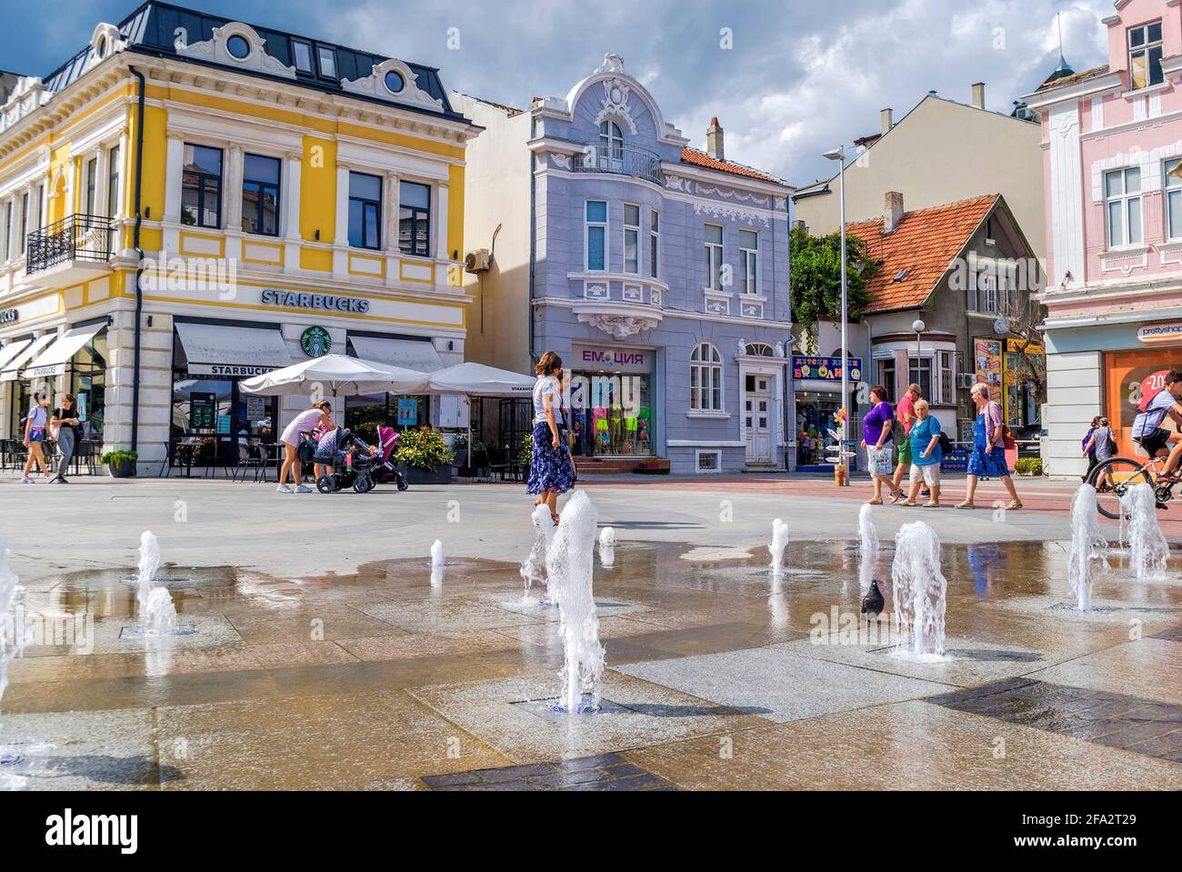 Varna,Bulgaria. The central square with people Stock Photo - Alamy