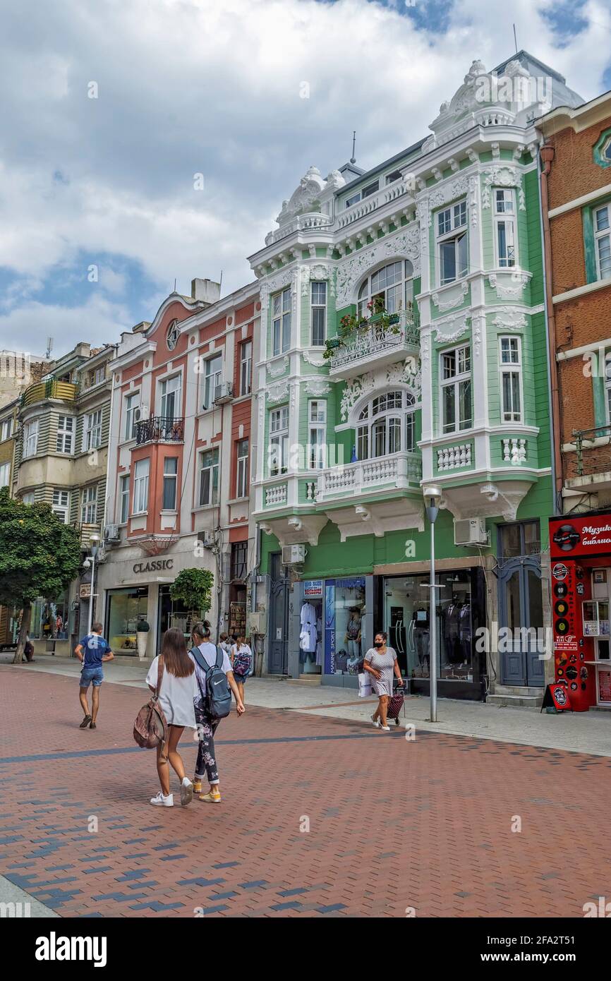 Commercial buildings europe hi-res stock photography and images - Alamy