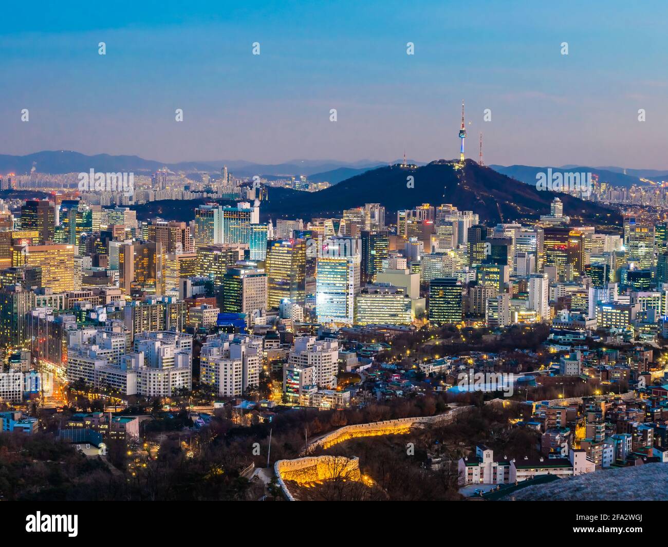 Beautiful Architecture building cityscape with tower in Seoul city ...