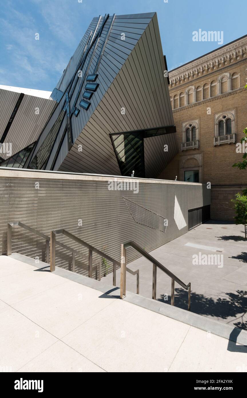 Rom exterior group hi-res stock photography and images - Alamy