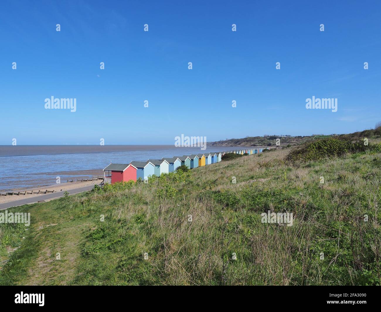 Minster on Sea, Kent, UK. 22nd April, 2021. UK Weather: a sunny afternoon in Minster on Sea ...