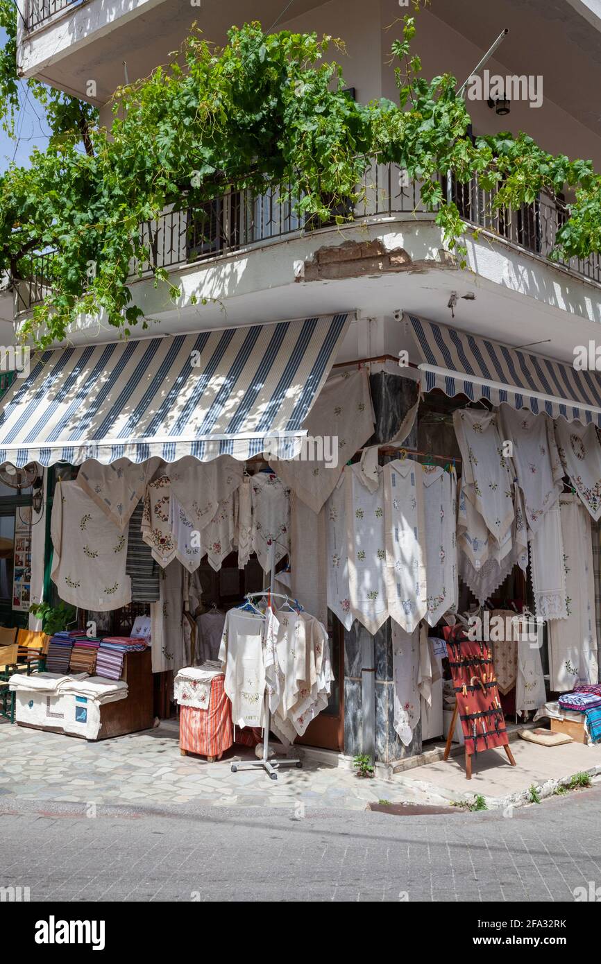 Greece clothes shop hi-res stock photography and images - Alamy