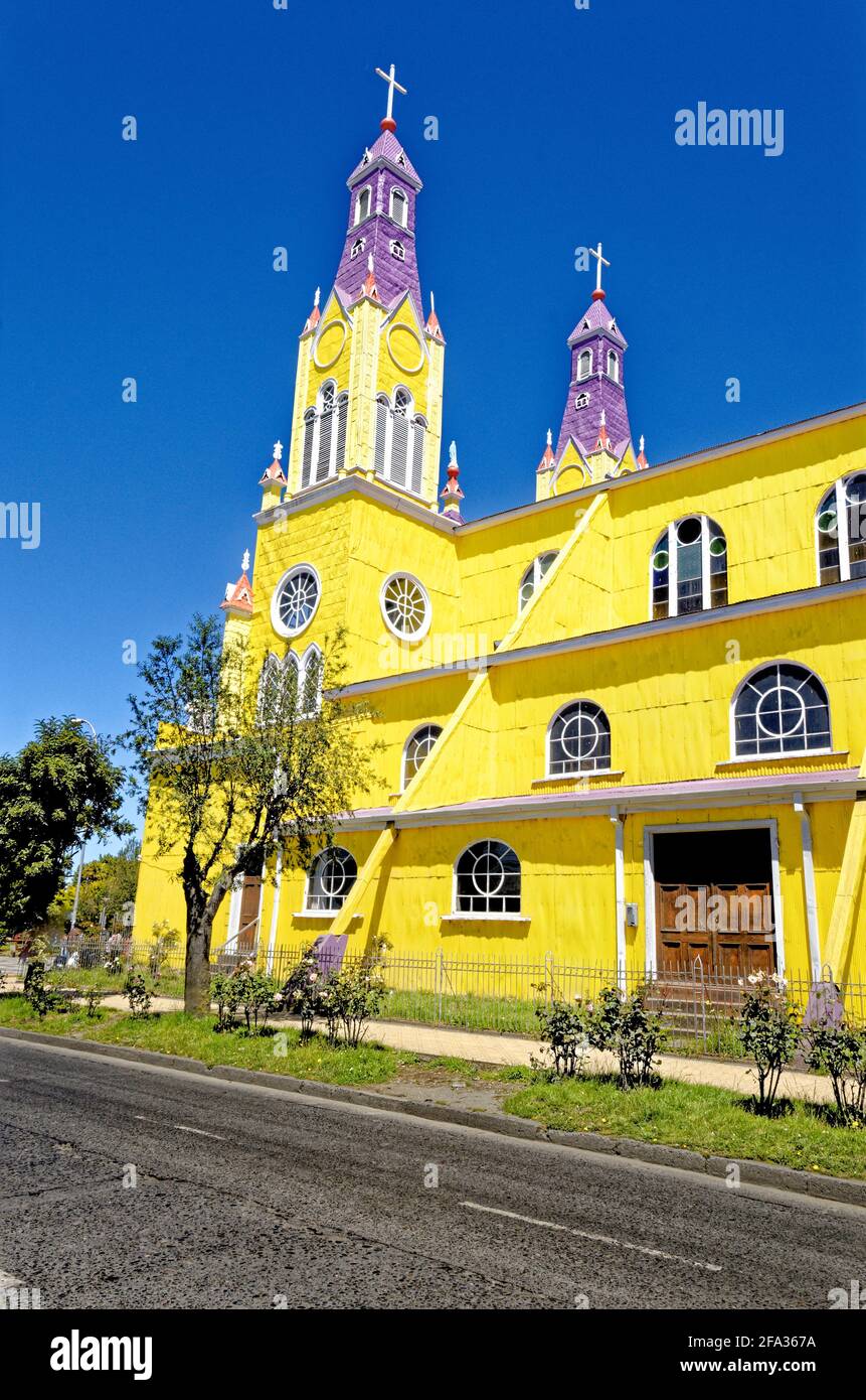 Exterior facade of famous wooden catholic Castro's San Francisco ...