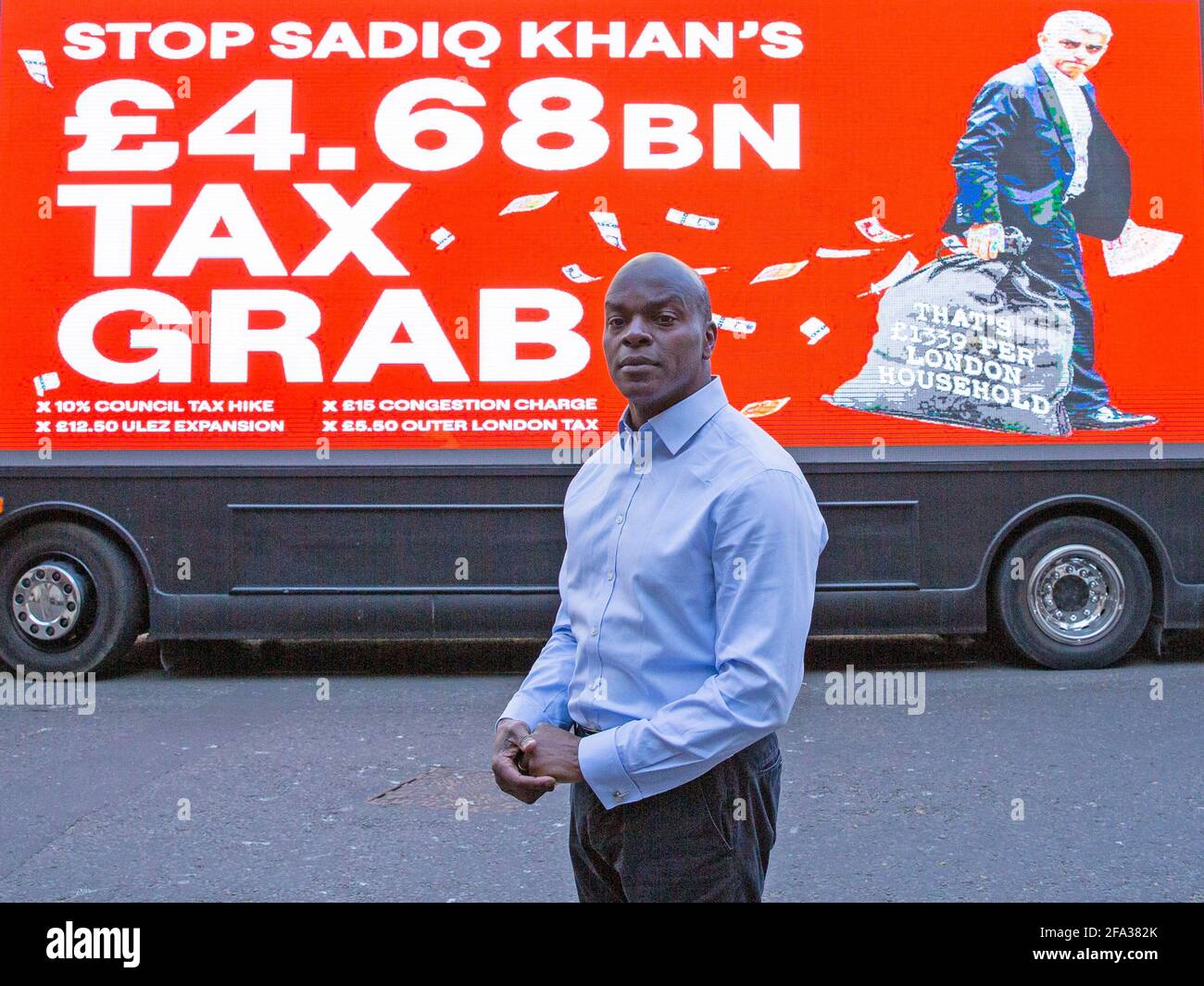 Shaun bailey battle bus hi-res stock photography and images - Alamy