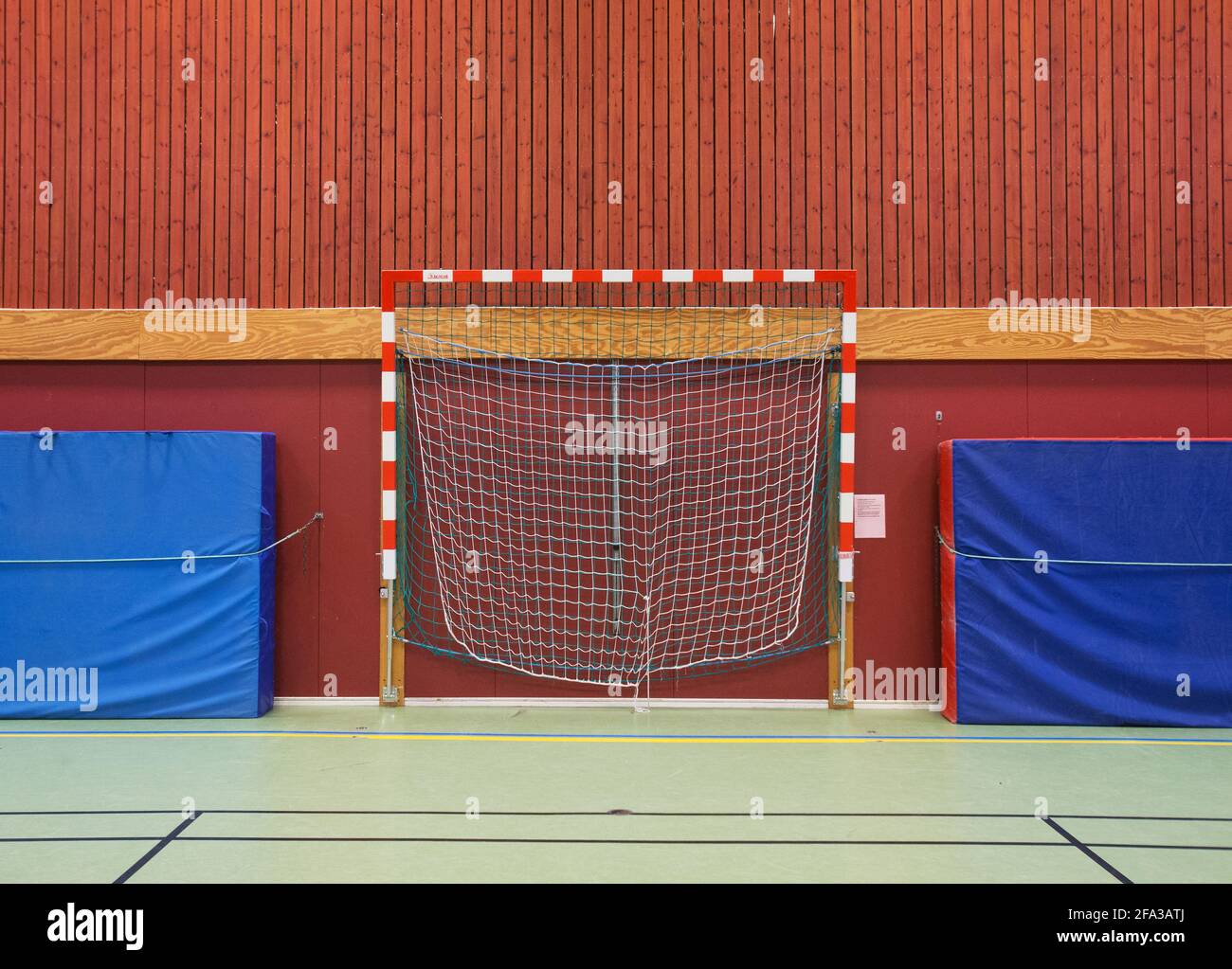 Handball hall hi-res stock photography and images - Alamy
