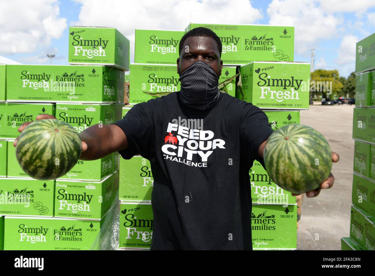Miami Gardens - FL - 20200808 - Feed Your City Challenge at Calder ...