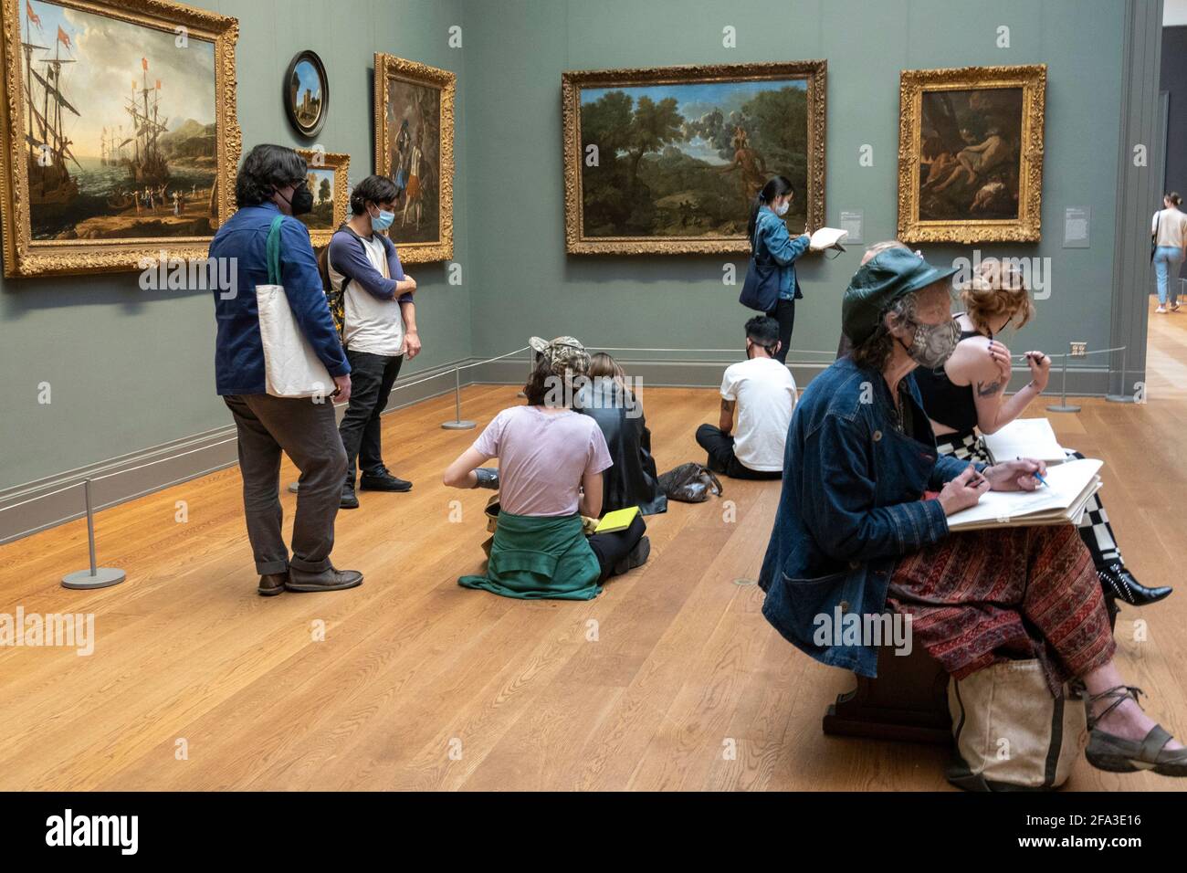 Painting class art gallery hi-res stock photography and images - Alamy