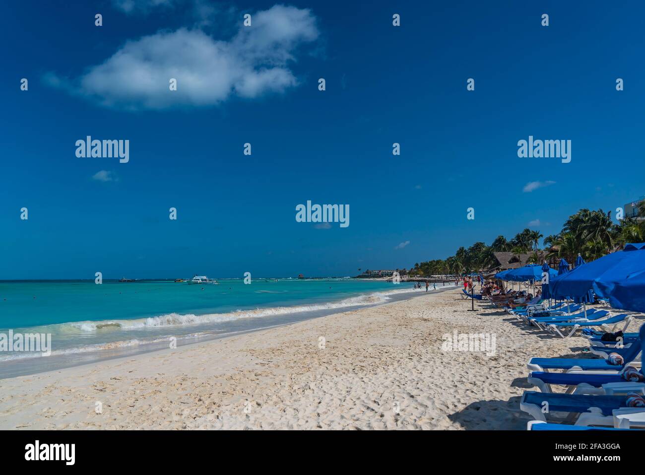 ISLA MUJERES, MEXICO - MARCH 12. 2021: Playa Norte, north beach with ...