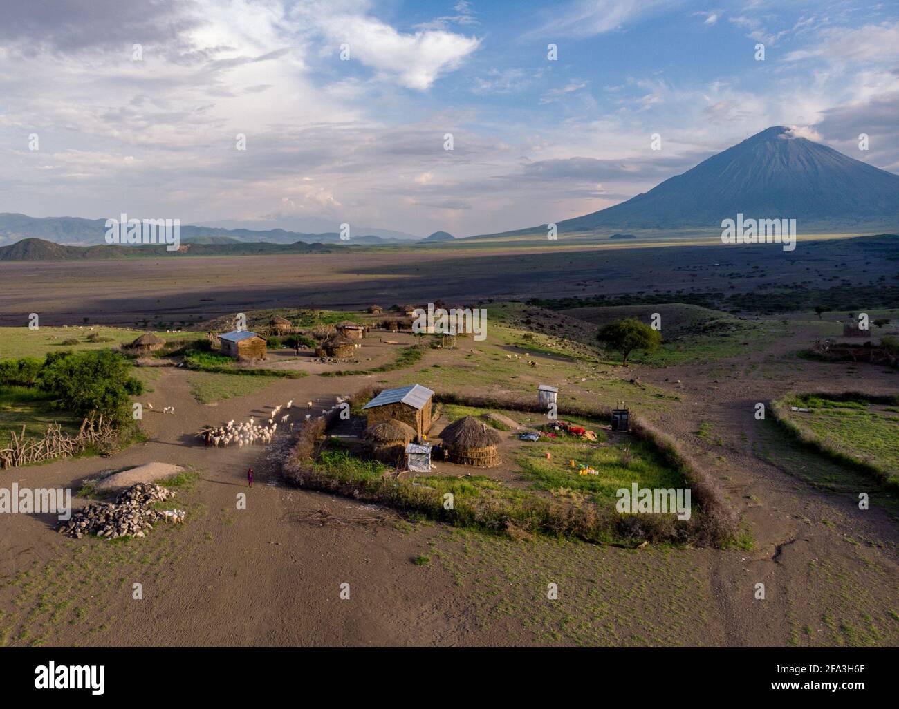 Maasai tribe masai mara rift hi-res stock photography and images - Alamy